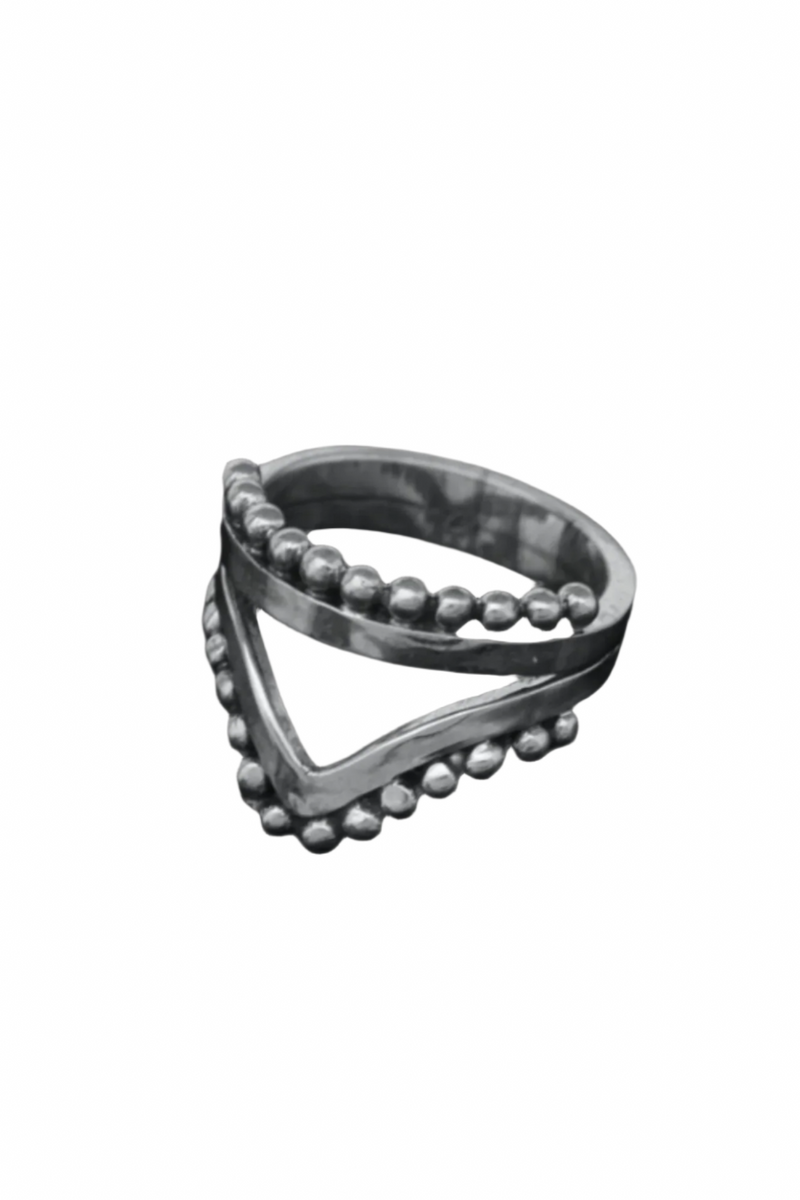 BEADED FOREFINGER RING - SILVER by NIKKI ROSS – Gathered Collab